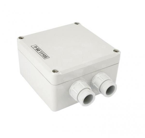 Relay box 12-12V To reduce voltage drop, if you use vehicles with trailer.