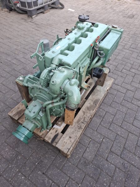 Volvo Penta TMD40A 125pk scheepsmotor