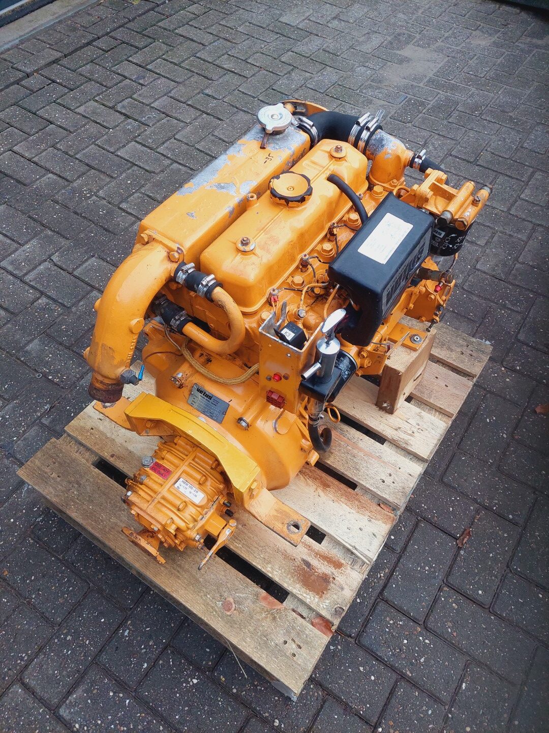 Vetus M4.14 mit Wendegetriebe 33PS Schiffsmotor - AB Marine Service