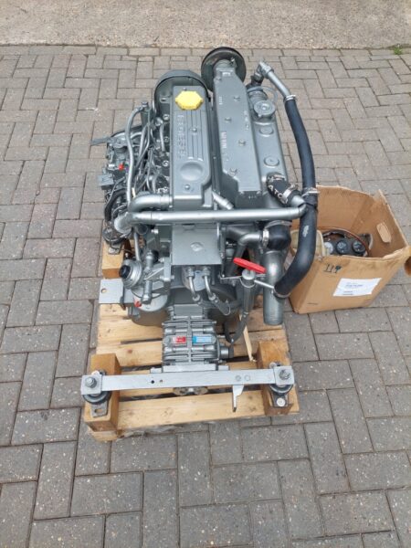 Ford Watermota 60hp Diesel Seapanter marine engine XLD-418