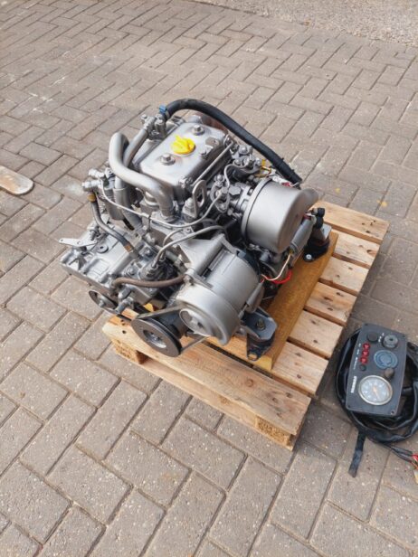 Yanmar 2QM15 Marine engine 14hp - AB Marine service