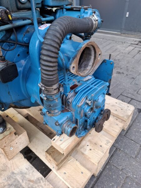 Sabb M4 (Mitsubishi S4E) 70hp Marine Engine with Heat Exchanger ...