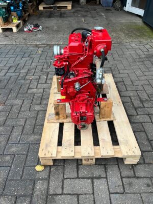 Bukh DV24 ME marine engine with gearbox and heat exchanger