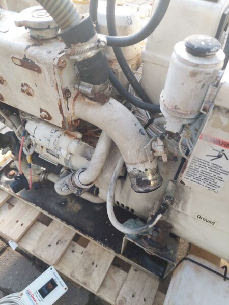 Cummins Onan 6.5kva 6.5MDKDP generator 110/220v