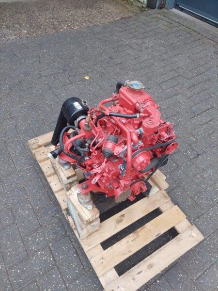 Beta Marine Kubota 10hp marine engine with reverse gear and heat exchanger