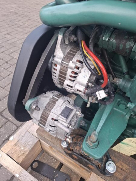 Volvo Penta D9-500 marine engine with gearbox
