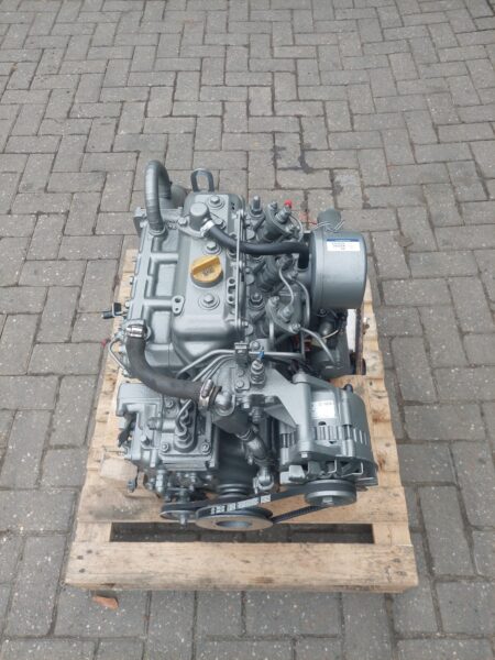 Yanmar 3HM 27hp Marine engine with reverse gear