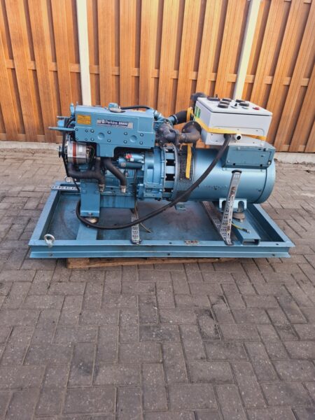 Marine generator Perkins 40KVA - 422TGM Meccalte - 1500RPM
