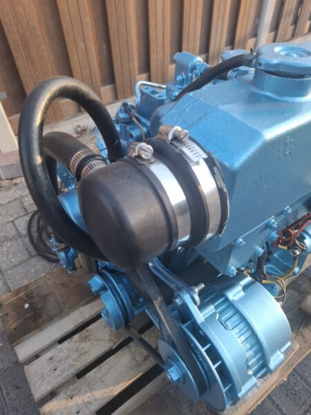 Perkins Perama M35 Marine Engine 35 HP – Complete