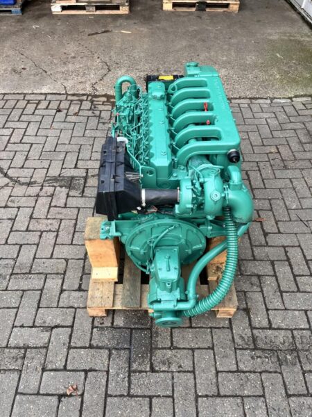 Volvo Penta TMD40A 125HP Marine Engine with MS3 Gearbox