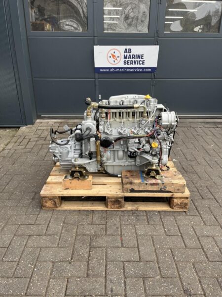 Vetus Deutz DT4.29 85 hp marine engine complete